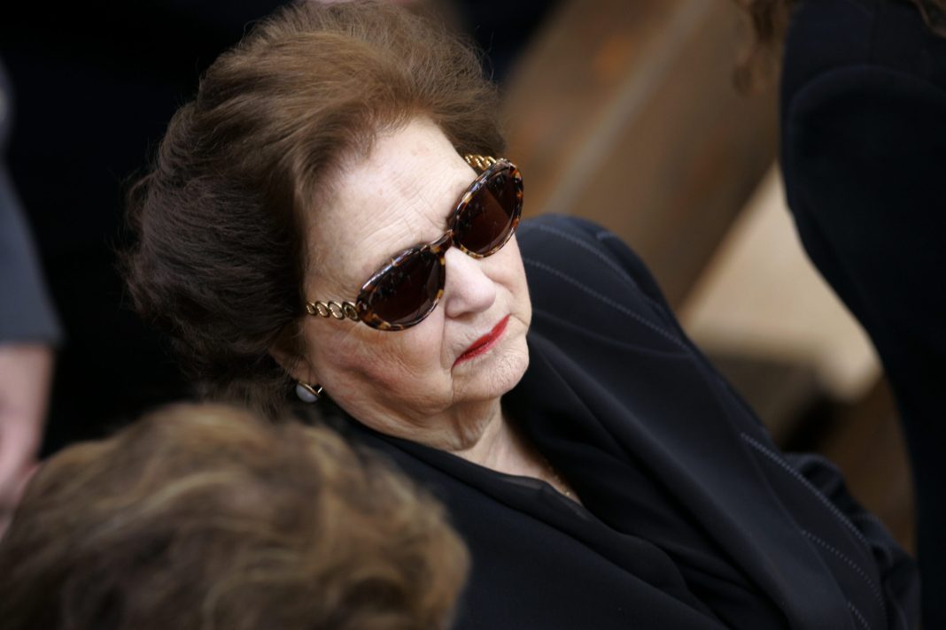 A los 99 años falleció Lucia Hiriart de Pinochet - Diario La Prensa